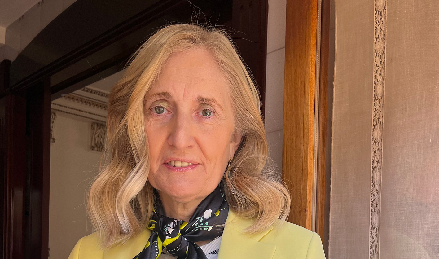 «La soledad de Ángela es compartida con sus recuerdos» - El Cruzado