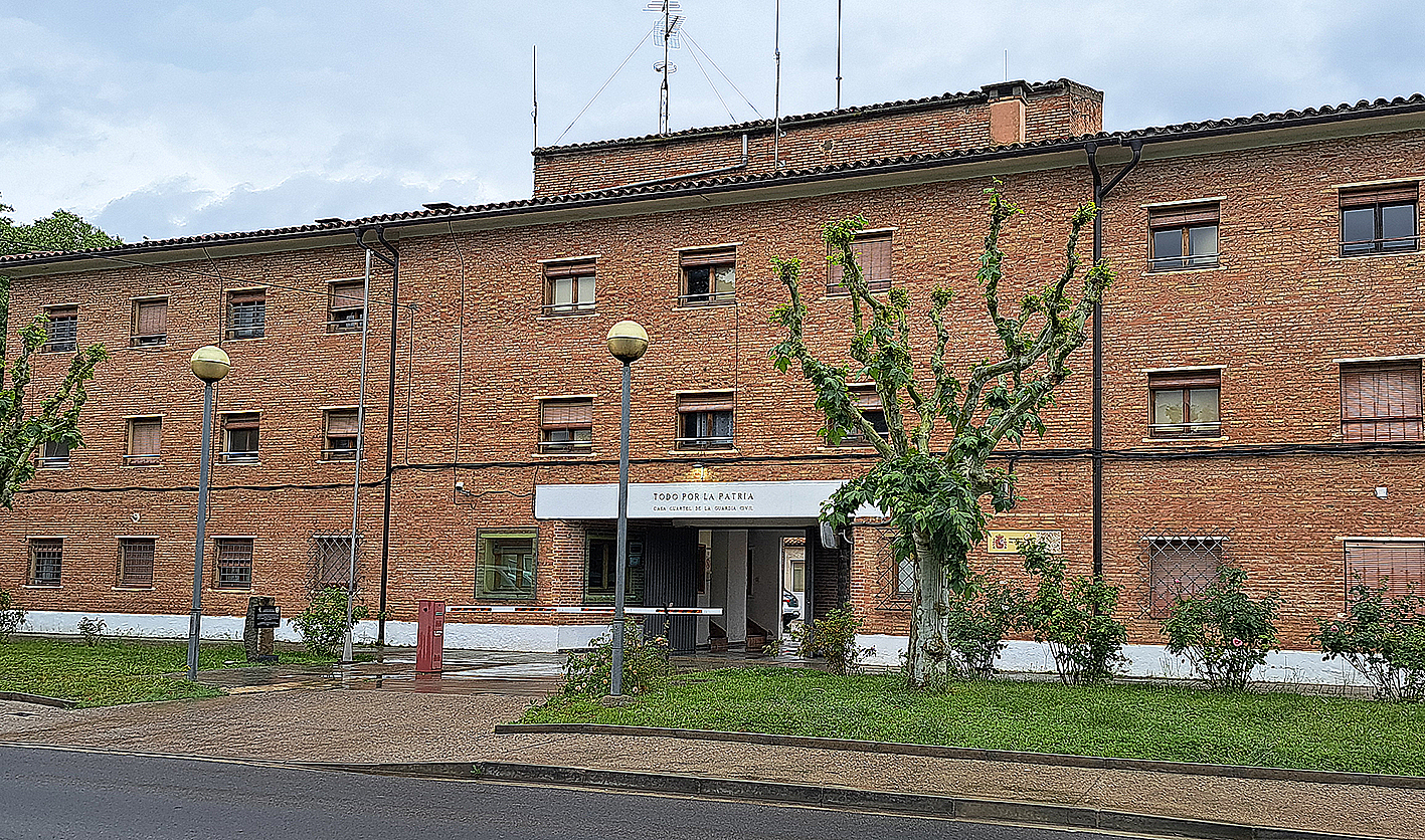 Tercera carta para reclamar un nuevo cuartel para la Guardia Civil en ...